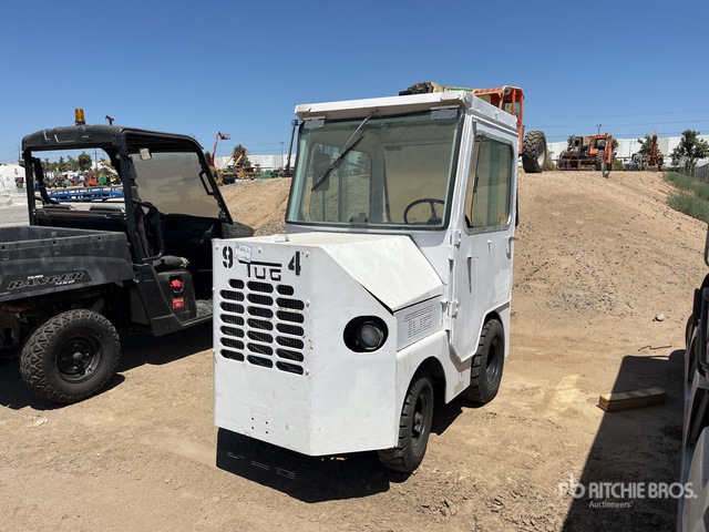 Tug A30-7LP3 Baggage Tow Tractor (Inoperable) | Ritchie Bros. Auctioneers