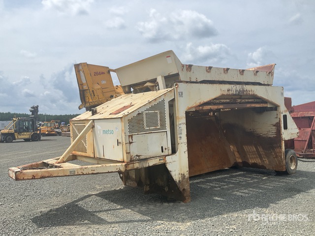 Metso CV100 Portable Incline Screen Plant | Ritchie Bros. Auctioneers