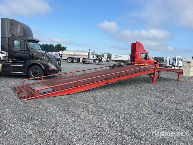WM Adjustable Loading Ramp | Ritchie Bros. Auctioneers