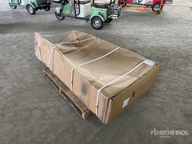 2024 Raccoon RC-G1.5 Electric Scooter (Unused) | Ritchie Bros. Auctioneers