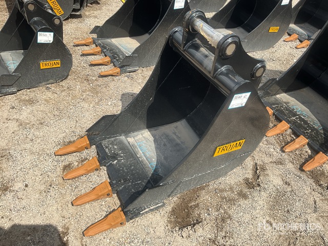 Trojan 80CL 24 in Digging Excavator Bucket - Fits Trojan Cat 308 ...