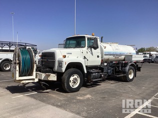 Vactor 850-1500 on 1995 Ford L8000 4x2 Vacuum Excavator Truck in ...