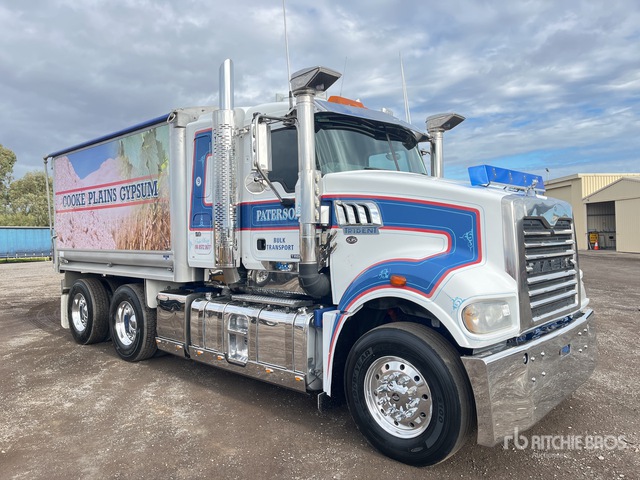 2011 Mack CMHT Trident 6x4 Tipper Truck | Ritchie Bros. Auctioneers