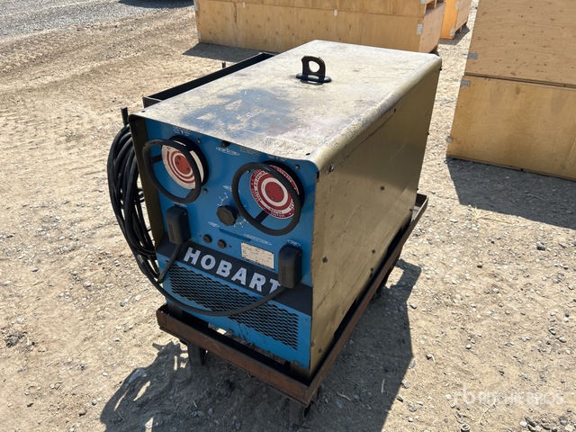 Hobart 110 A Electric Welder | Ritchie Bros. Auctioneers