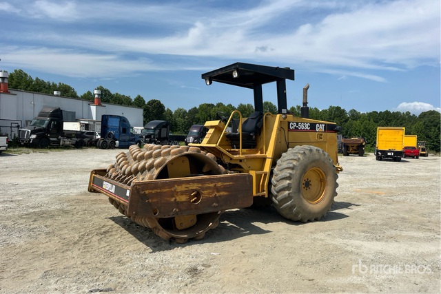 1998 Cat CP-563C Padfoot Drum Compactor | Ritchie Bros. Auctioneers