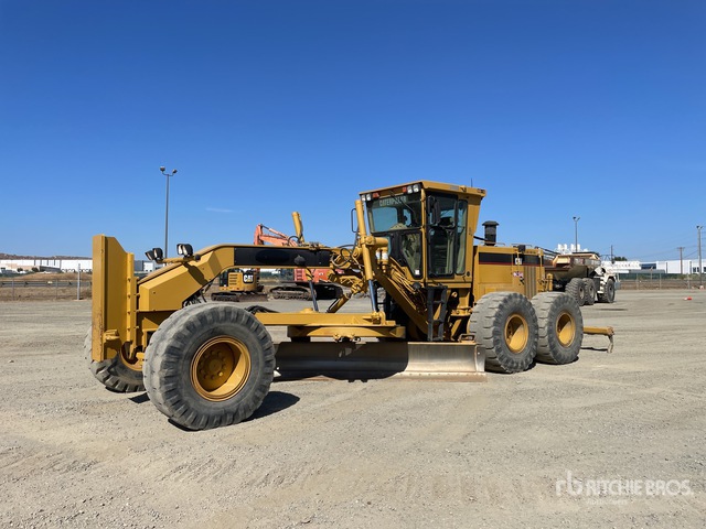 1998 Cat 14H Motor Grader | Ritchie Bros. Auctioneers