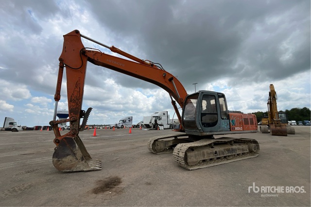 1999 Hitachi Ex200lc-5 Tracked Excavator | Ritchie Bros. Auctioneers