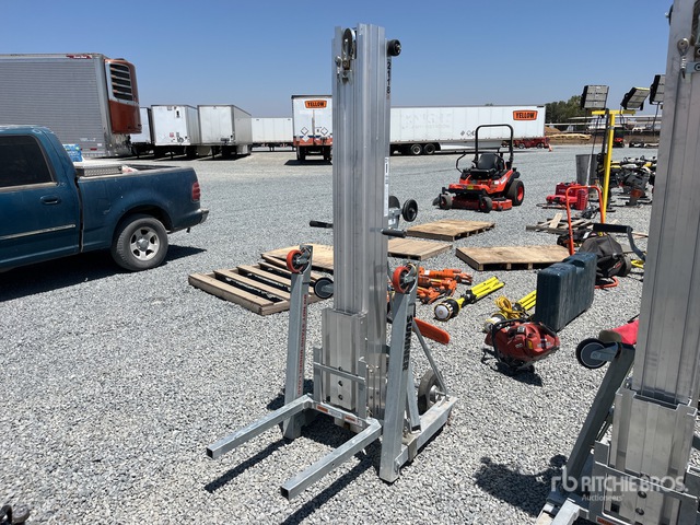 2023 Sumner Manufacturing 2118 Material Hoist | Ritchie Bros. Auctioneers