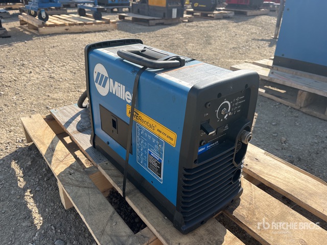 Miller Spectrum 875 Plasma Cutter | Ritchie Bros. Auctioneers