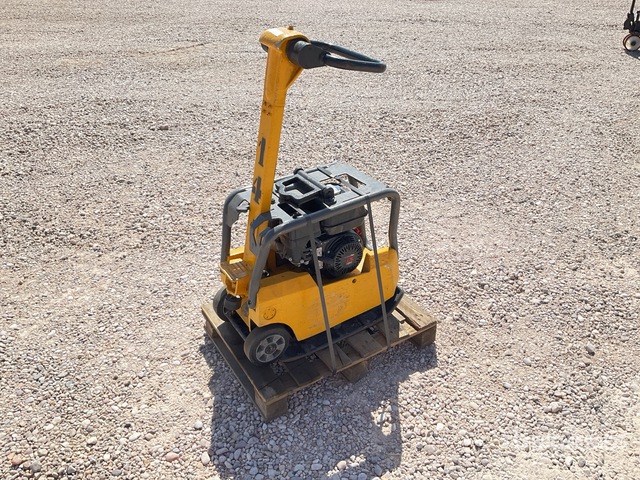 Wacker BPU2540A Vibratory Plate Compactor | Ritchie Bros. Auctioneers