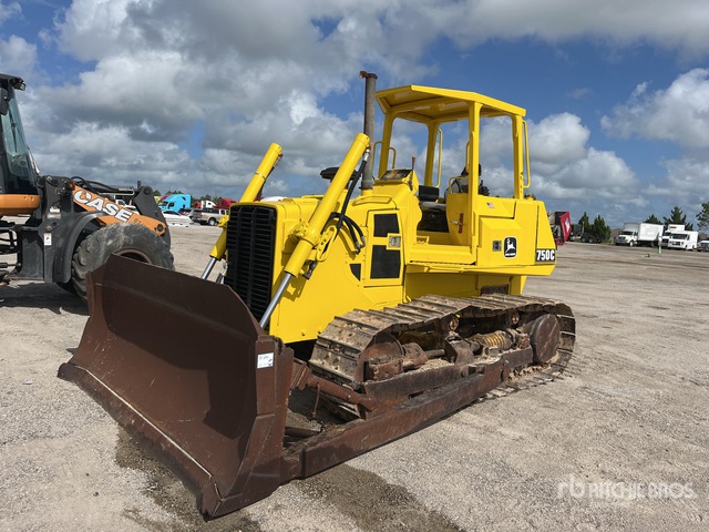 1999 John Deere 750C Crawler Dozer | Ritchie Bros. Auctioneers