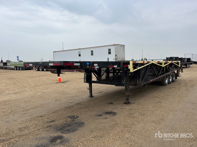 2013 Oasis 38 ft Tri/A Flatbed Trailer | Ritchie Bros. Auctioneers