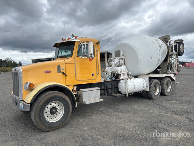 2002 Peterbilt 357 8x4 Mixer Truck | Ritchie Bros. Auctioneers