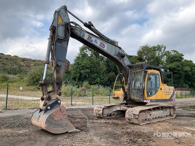 2002 Volvo EC210LC Excavadora de Cadenas | Ritchie Bros. Auctioneers
