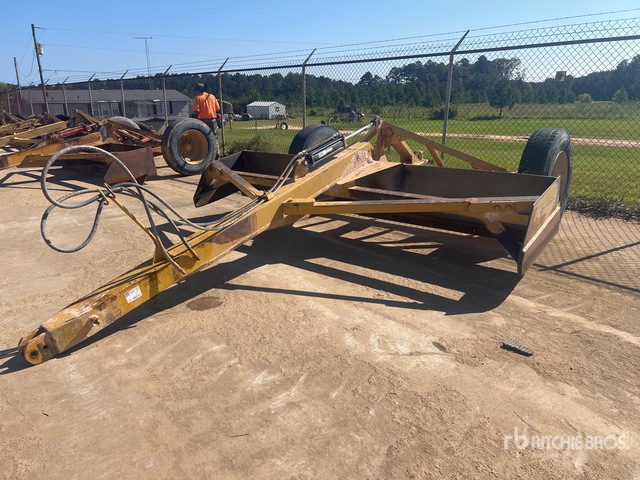 Veal's 12 ft Land Leveler | Ritchie Bros. Auctioneers