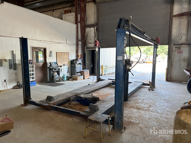Magnum Lift BP-12 Hydraulic Vehicle Lift | Ritchie Bros. Auctioneers