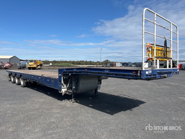 2014 Tuff Trailers 14.6 m Tri/A Rollback Trailer | Ritchie Bros ...