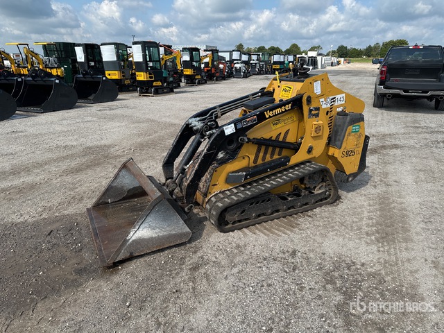 2020 Vermeer S925TX Mini Compact Track Loader | Ritchie Bros. Auctioneers