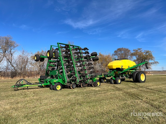 2007 John Deere 1895 43 ft Air Drill | Ritchie Bros. Auctioneers