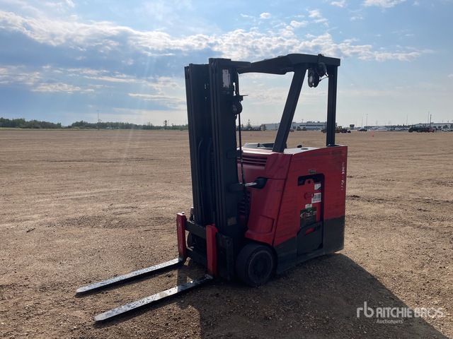 2013 Raymond 425-C35TT 3500 lb Electric Forklift | Ritchie Bros ...