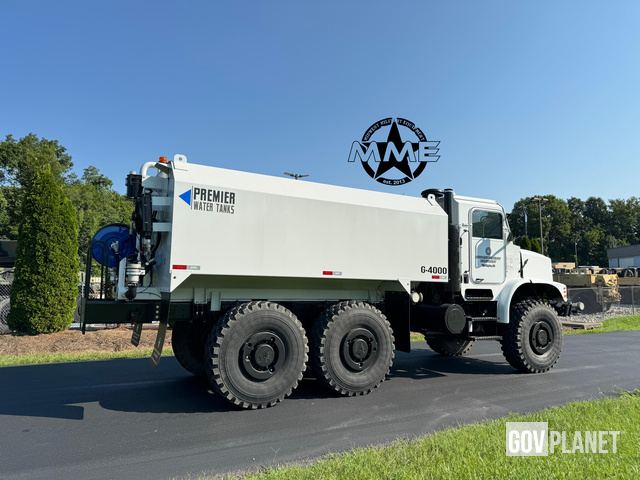 Surplus 2003 Oshkosh MK23A1 MTVR 7 Ton 6x6 4000 Gallon Water Truck With ...