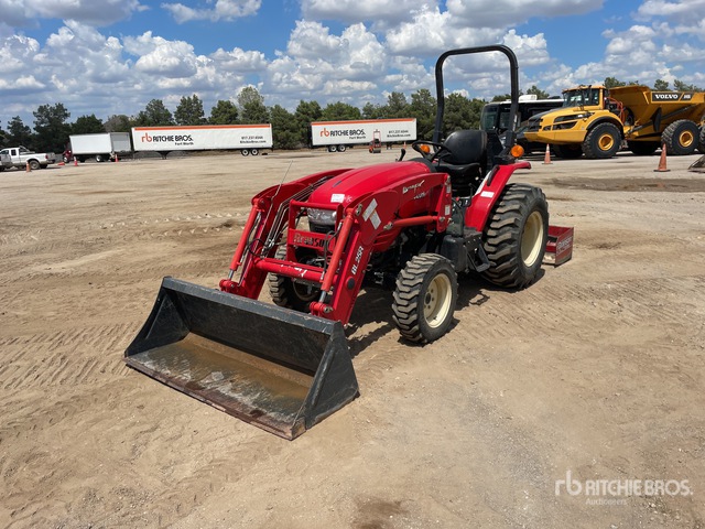 2017 Branson 3520R 4WD Utility Tractor | Ritchie Bros. Auctioneers