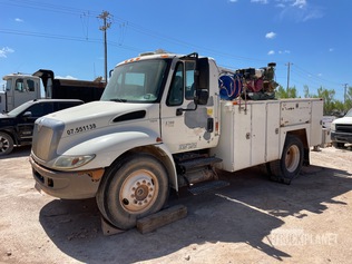 2004 International 4300 4x2 Service Truck in Marble Falls, Texas ...