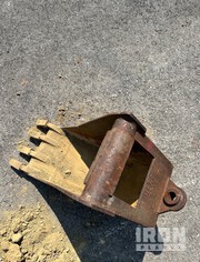 18 in Backhoe Rear Bucket - Fits John Deere 310E in Washington Court ...