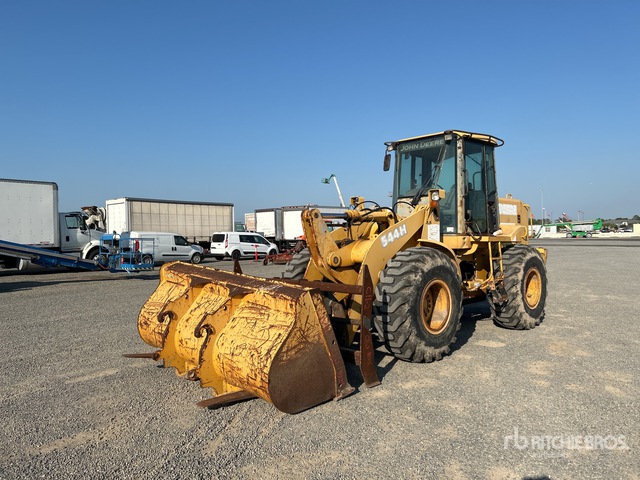2002 John Deere 544H Wheel Loader | Ritchie Bros. Auctioneers