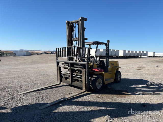 2001 Yale GDP155 15500 lb Pneumatic Tire Forklift | Ritchie Bros ...
