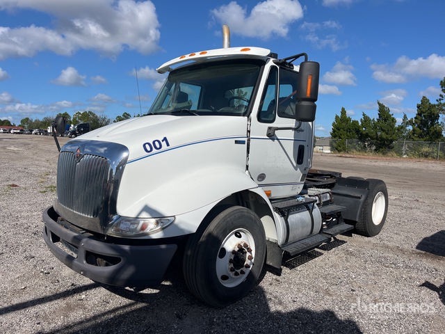 2012 International 8600 4x2 S/A Day Cab Truck Tractor (Inoperable ...