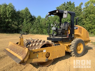 2018 Cat CP44B Padfoot Drum Compactor in Kingsport, Tennessee, United ...