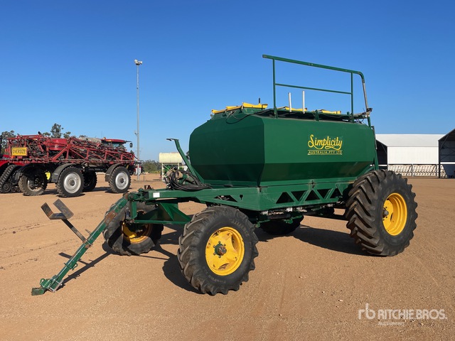 Simplicity 9000 L Tow-Behind Air Cart | Ritchie Bros. Auctioneers