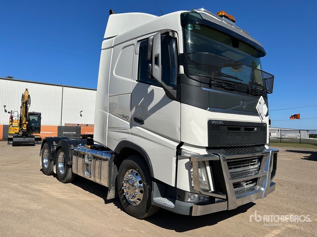 2018 Volvo FH13 6x4 T/A Sleeper Truck Tractor | Ritchie Bros. Auctioneers