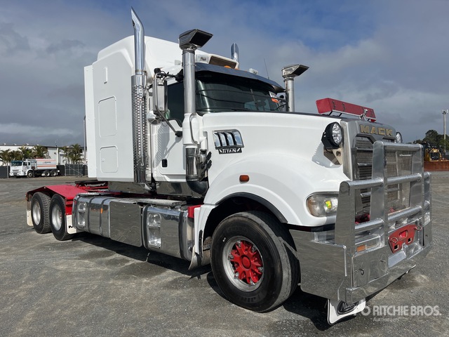 2014 Mack CXXT Titan 6x4 T/A Sleeper Truck Tractor | Ritchie Bros ...