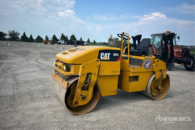 2008 Cat CB34 Double Drum Roller | Ritchie Bros. Auctioneers