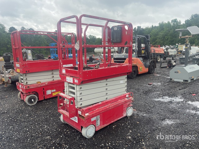 2020 MEC MICRO 19 Electric Scissor Lift | Ritchie Bros. Auctioneers