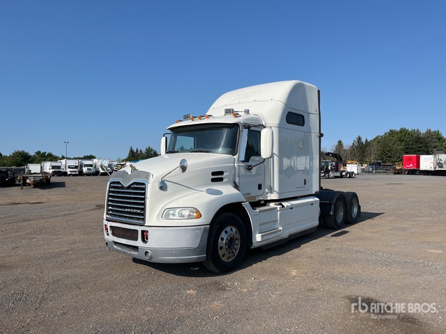 2018 Mack CXU613 6x4 T/A Sleeper Truck Tractor | Ritchie Bros. Auctioneers