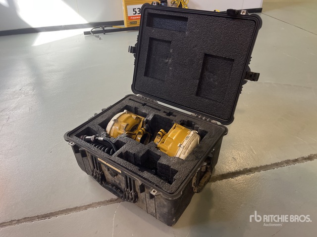 Trimble CB450 Control Box & (2) Antennas | Ritchie Bros. Auctioneers