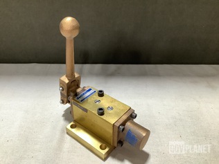 Surplus Hunt Valve P090-430-12 Gate Valve in Chambersburg, Pennsylvania ...
