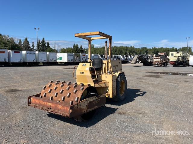 1989 Super Pac 600 Padfoot Drum Compactor | Ritchie Bros. Auctioneers