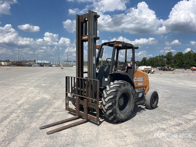 2018 Case 586H 8000 lb 4x2 Rough Terrain Forklift | Ritchie Bros ...