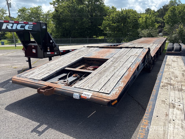 2009 Load King 605LFM-0F 60 ton 57 ft 5/Axle Folding Neck Trailer ...