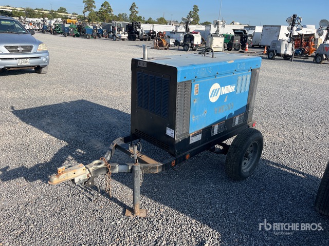 2017 Miller Big Blue 400 Pro 350 A Mobile Multi-Process Engine Driven Welder (Inoperable ...