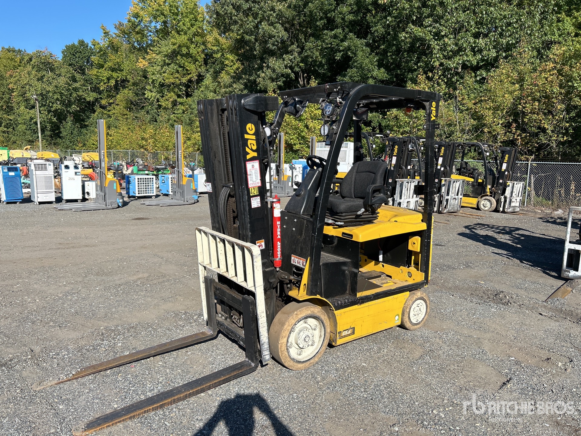 2020 Yale ERC050 4800 lb Electric Forklift (Inoperable) | Ritchie Bros ...