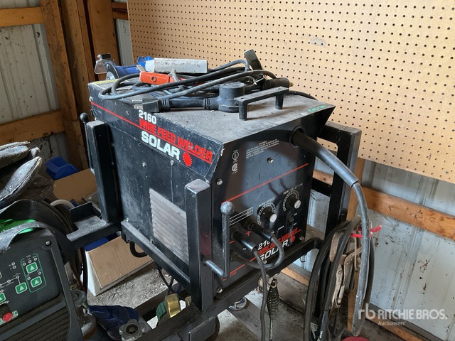 Solar 2160 250 A MIG Electric Welder | Ritchie Bros. Auctioneers