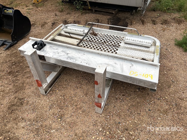 Merritt Aluminum Headache Rack | Ritchie Bros. Auctioneers