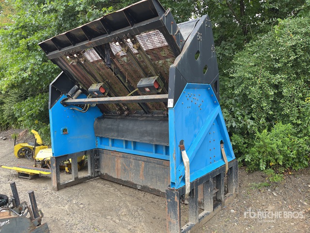 DeStie ASM SLG-108 Grizzly Screen | Ritchie Bros. Auctioneers