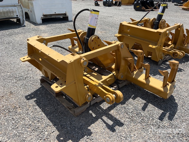 CEI 90 in Motor Grader Ripper - Fits Cat 140H | Ritchie Bros. Auctioneers
