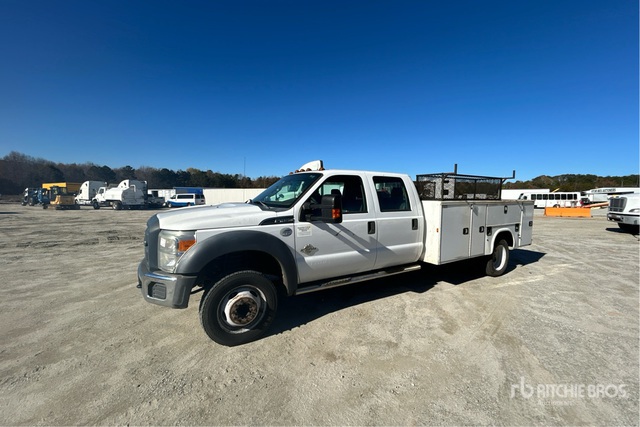 2016 Ford F-450 4x2 Crew Cab Utility Truck | Ritchie Bros. Auctioneers